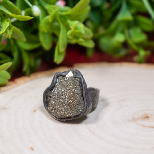 Pyrite Meanings and Crystal Properties - The Crystal Council