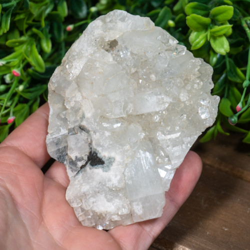 Apophyllite Meanings and Crystal Properties - The Crystal Council