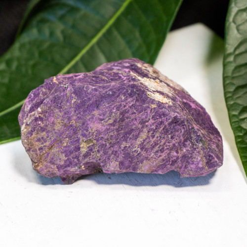 Purpurite Meanings and Crystal Properties - The Crystal Council