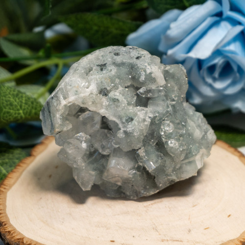 Apophyllite Meanings and Crystal Properties - The Crystal Council