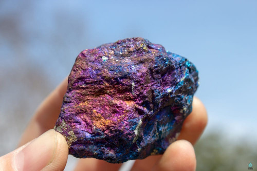 Chalcopyrite Meanings and Crystal Properties - The Crystal Council