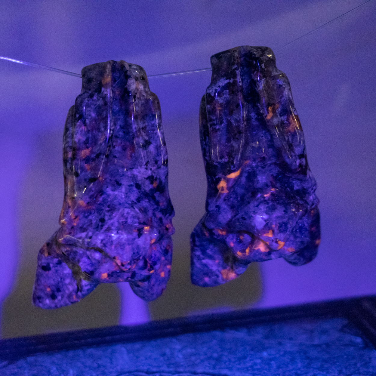 Yooperlite Hanging Bat - The Crystal Council