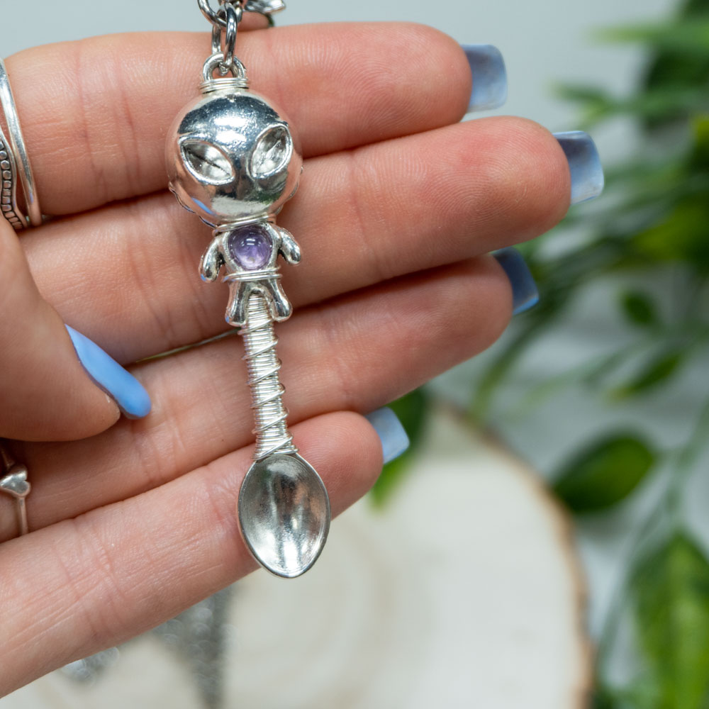 Amethyst Alien Meditation Spoon #4 - The Crystal Council