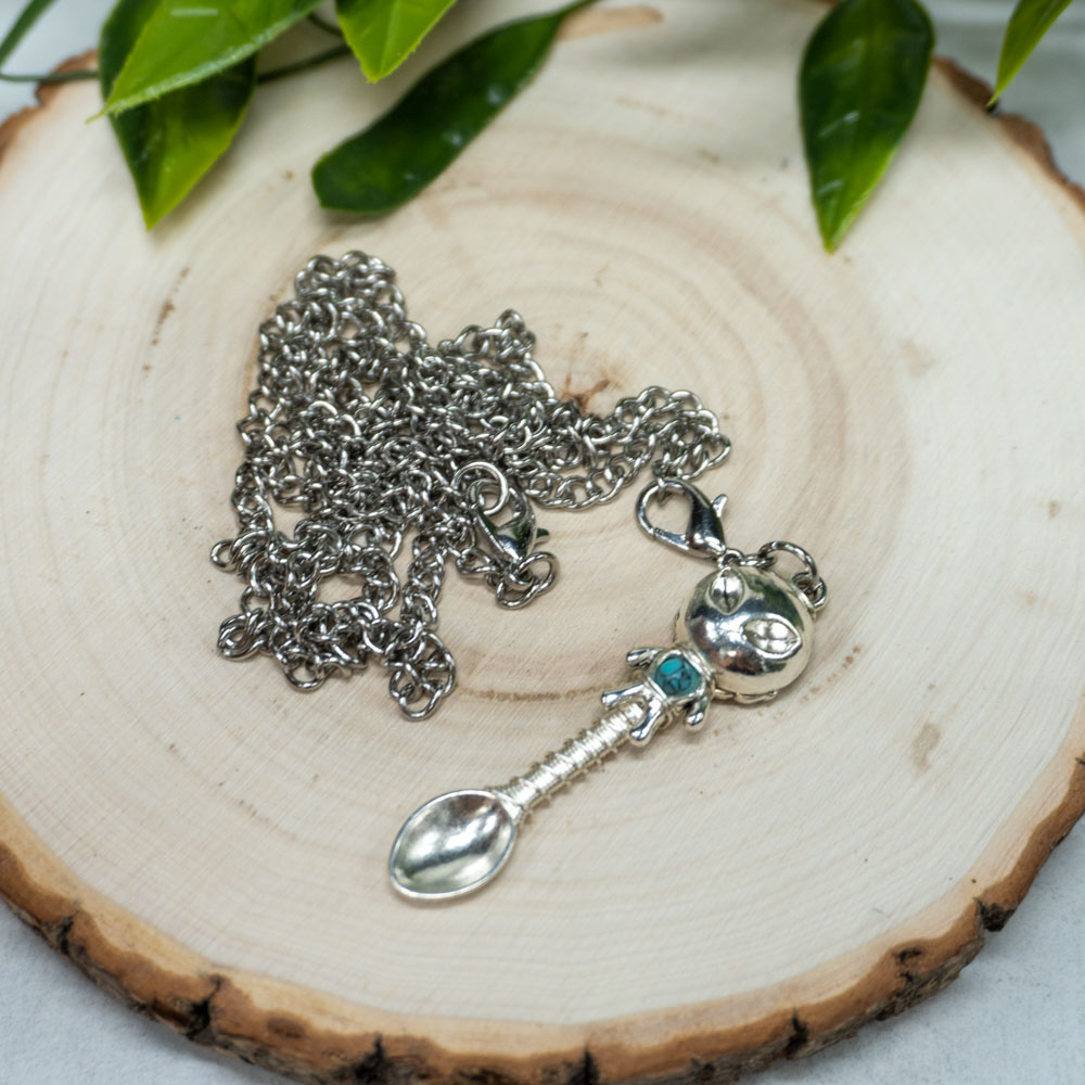 Dyed Howlite Alien Meditation Spoon #1 - The Crystal Council