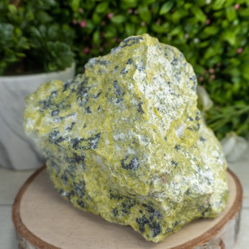 Lizardite Meanings and Crystal Properties - The Crystal Council