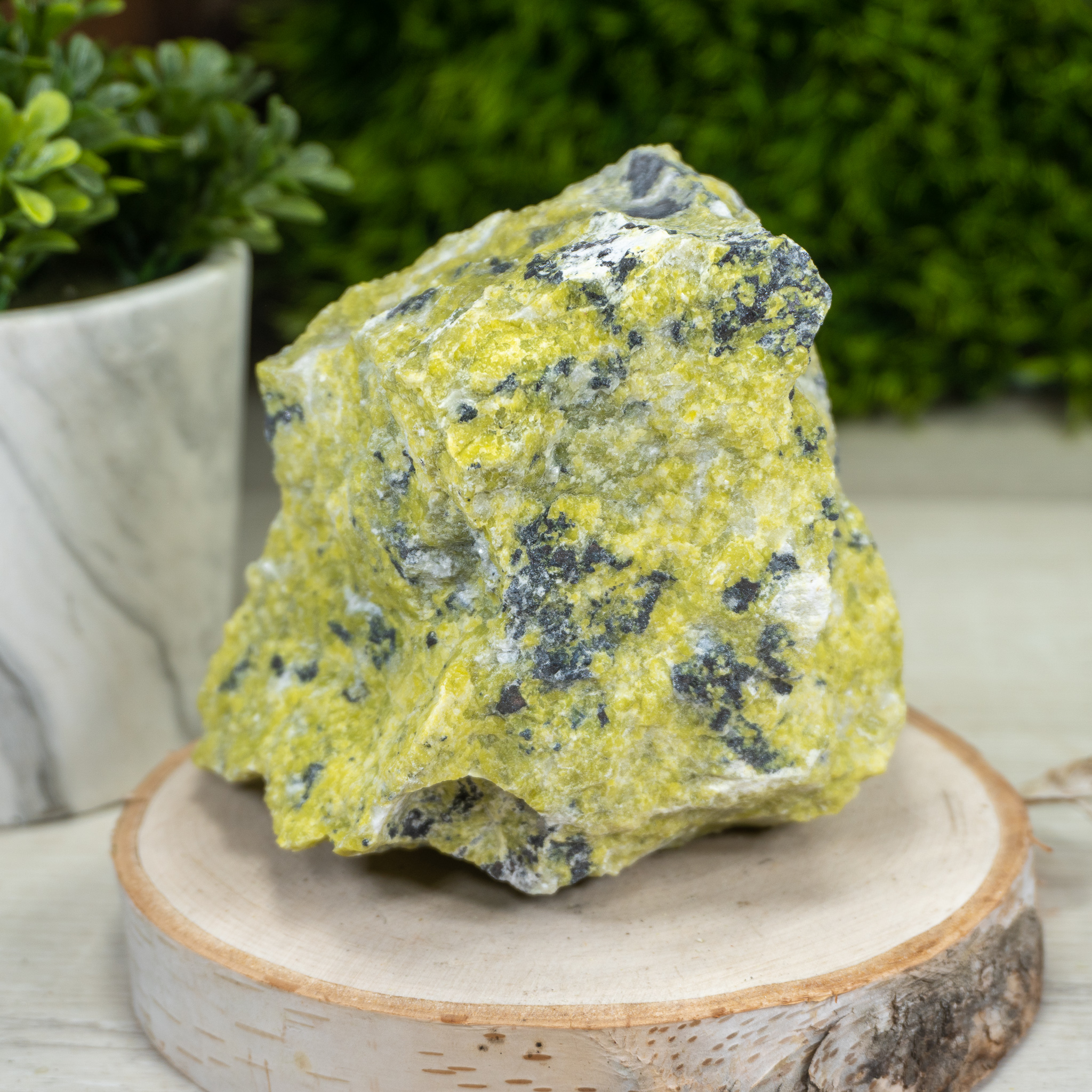 Raw Lizardite Ore #3 - The Crystal Council