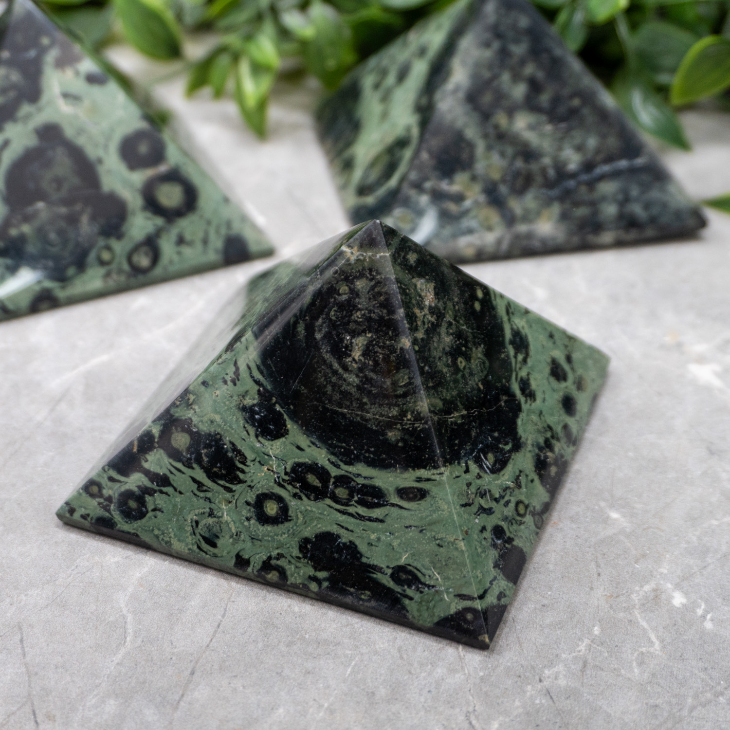 Kambaba Jasper Medium Pyramid - The Crystal Council