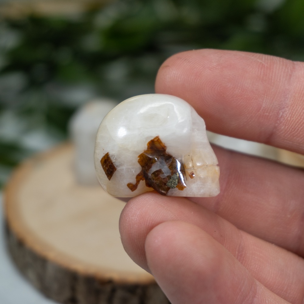 Small Cryolite Skull - The Crystal Council