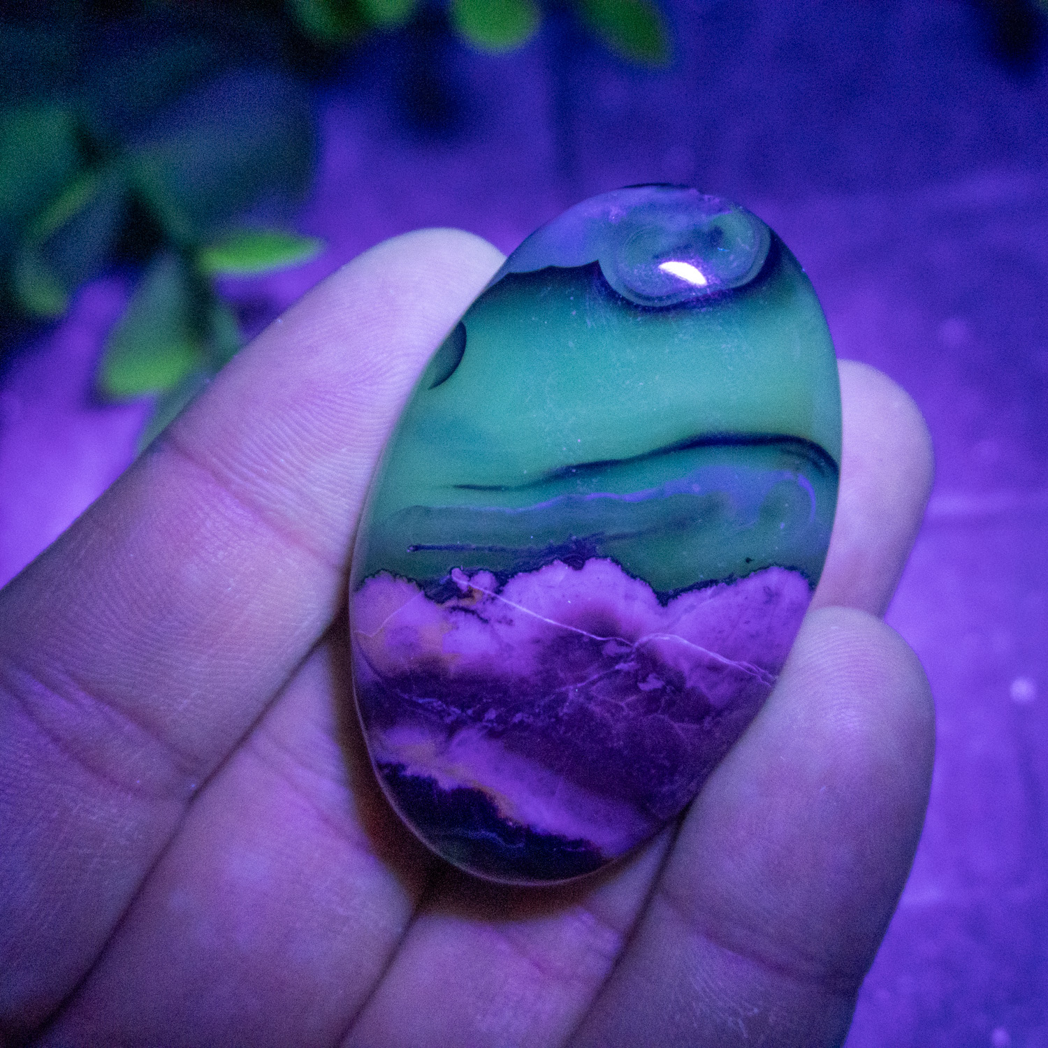 Volcano Agate (UV Reactive) Palmstone #16 - The Crystal Council