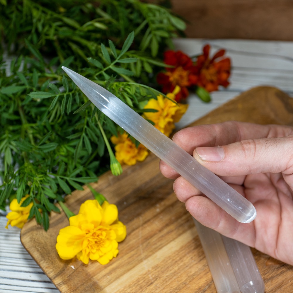 Selenite Meanings and Crystal Properties - The Crystal Council