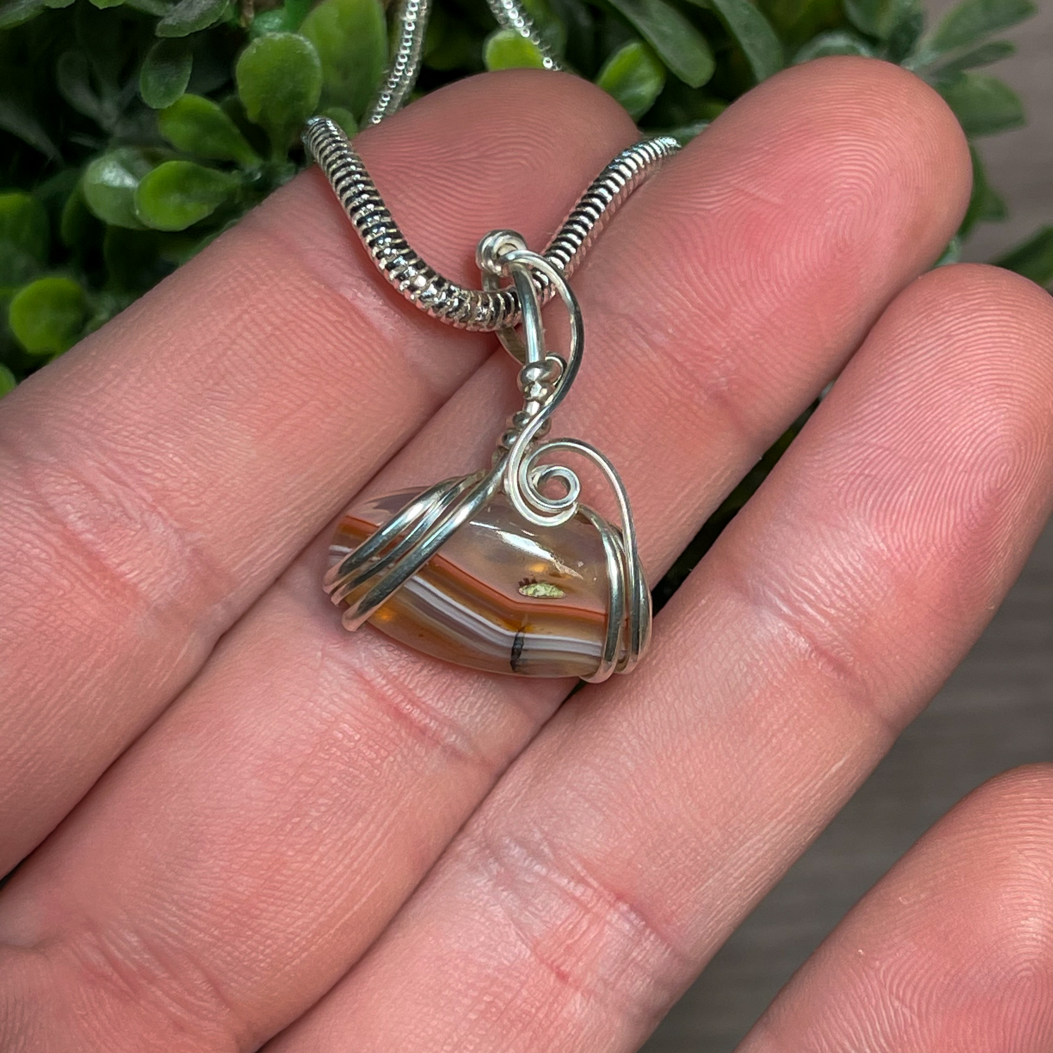 Banded Agate Oval Wrap (Silver) - The Crystal Council
