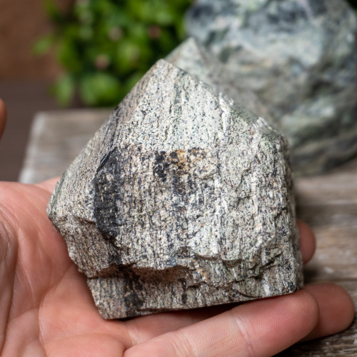 Green Tiger Eye Meanings and Crystal Properties - The Crystal Council